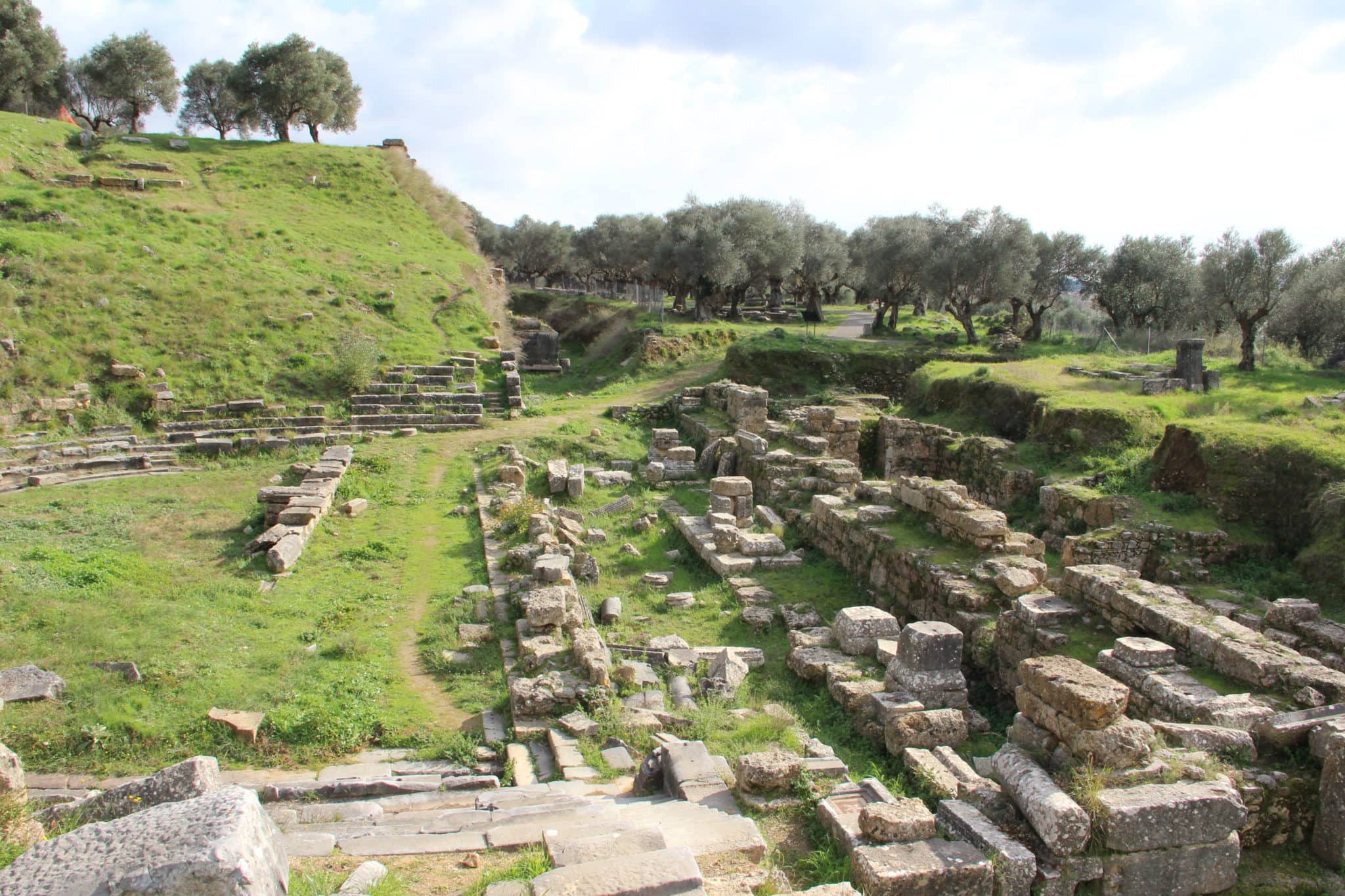 The Unforgettable Ancient Sparta. Are still there ruins of Sparta ...