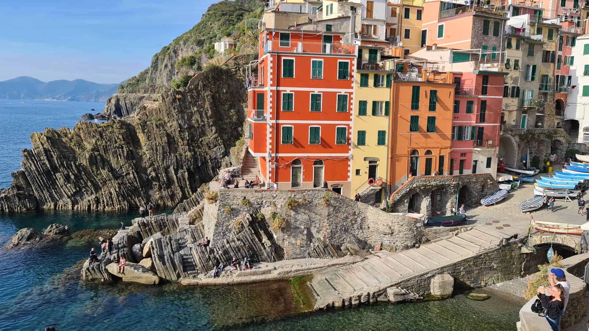 The wonderful 5 Towns of Cinque Terre Italy & Luca's Disney Town ...